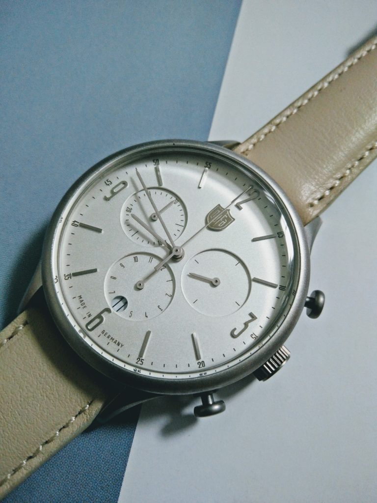 DUFA Watches Van Der Rohe Chrono 9002 Review - New Labels Only